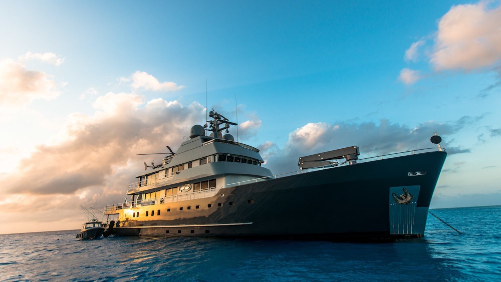 Yacht PLAN B, Australian Naval Dockyard | CHARTERWORLD Luxury ...